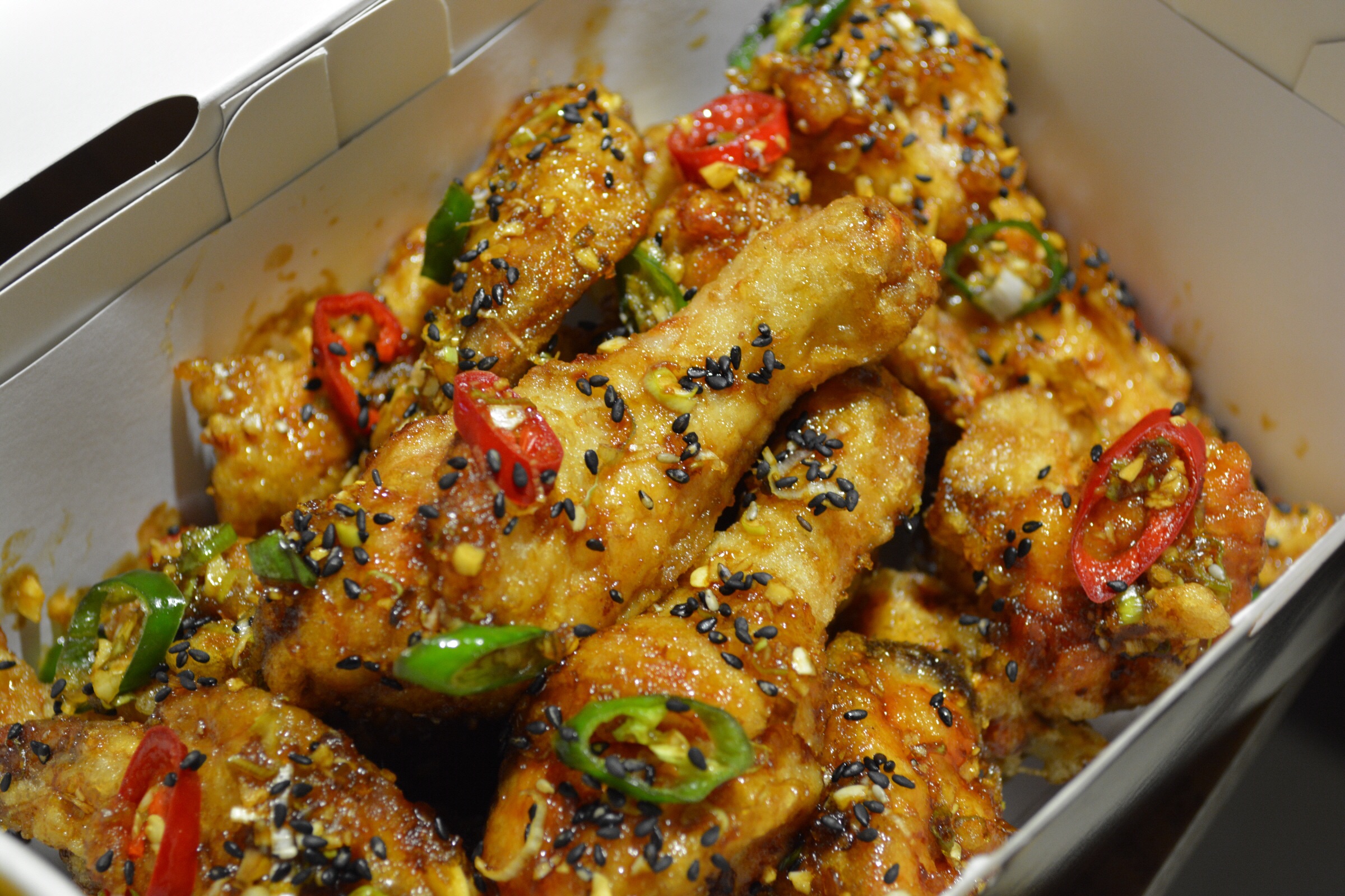 뿌링클 뺨치게 맛있는 BHC 신메뉴ㄷㄷ.jpg - 인스티즈(instiz) 이슈 카테고리