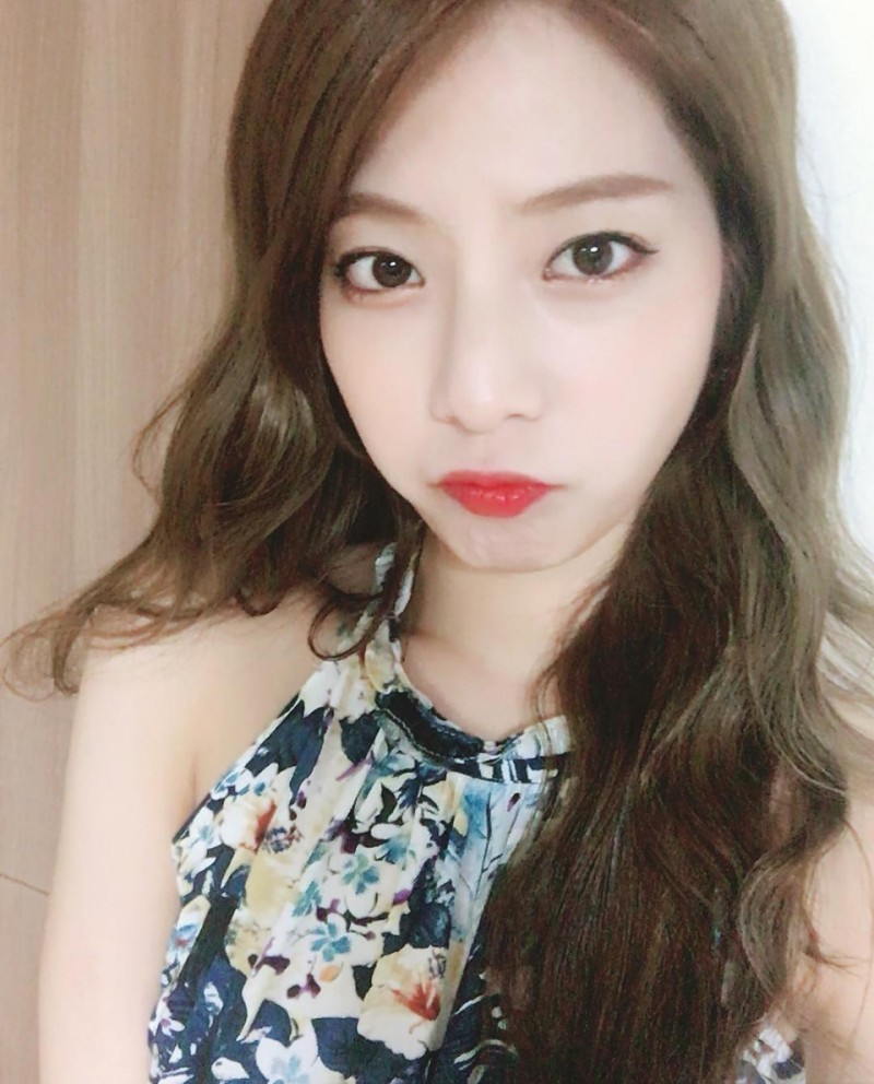 FNC의 첫 탈출자 주니엘 근황 - 인스티즈(instiz) 이슈 카테고리