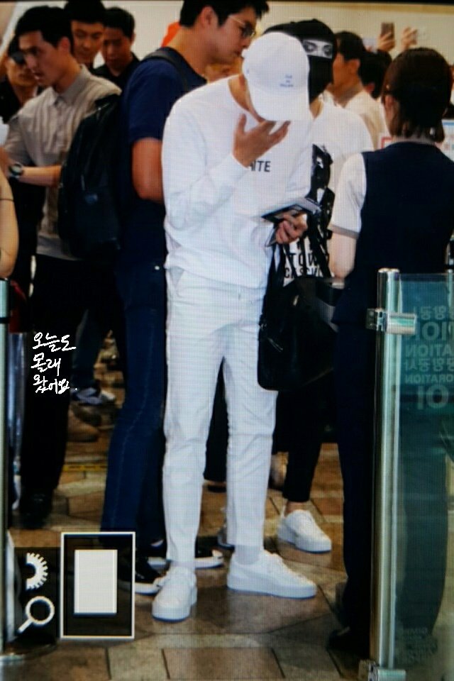 뭐야 김남준 비율이랑 이거 덩치차이 뭐야ㅠㅠㅠㅠ - 인스티즈(instiz) 방탄소년단 카테고리