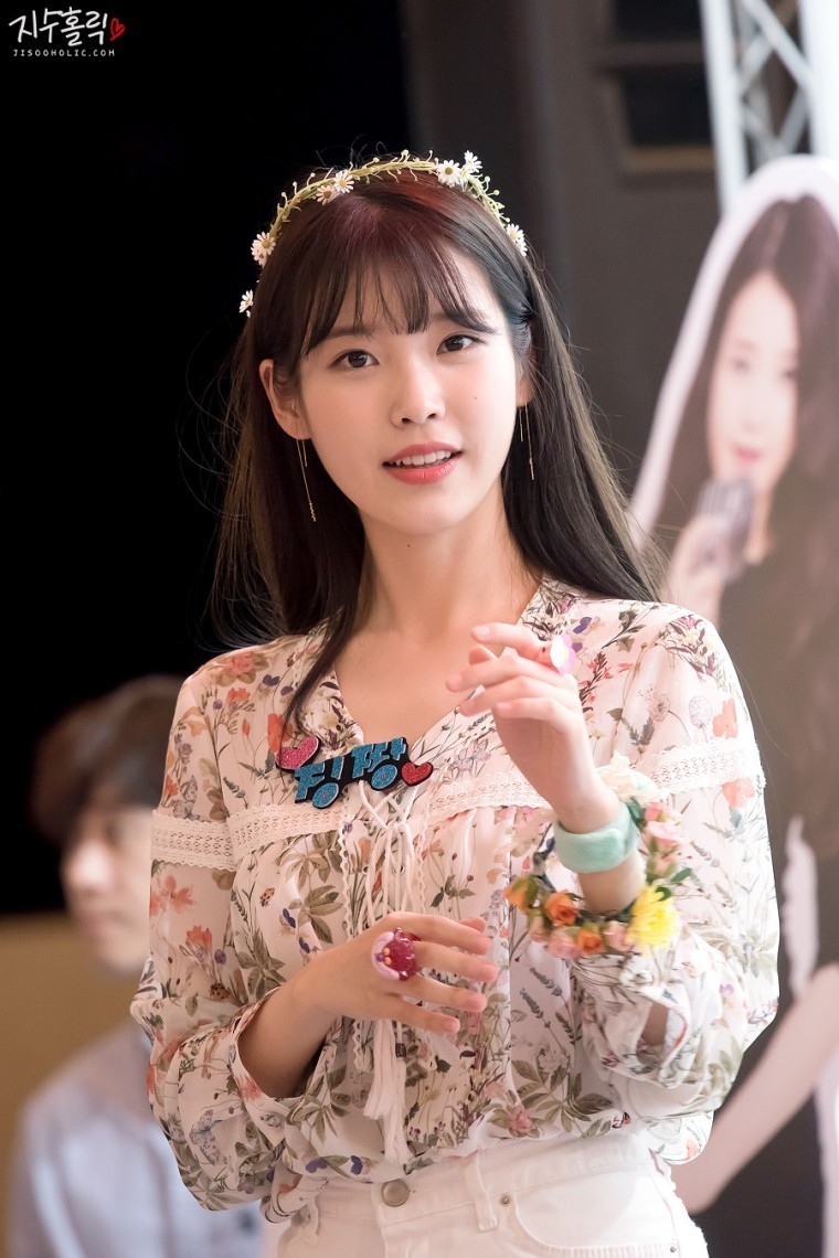 160725 아이유 팬사인회 사진 & 영상.swf - 인스티즈(instiz) 인티영상 (종료) 카테고리