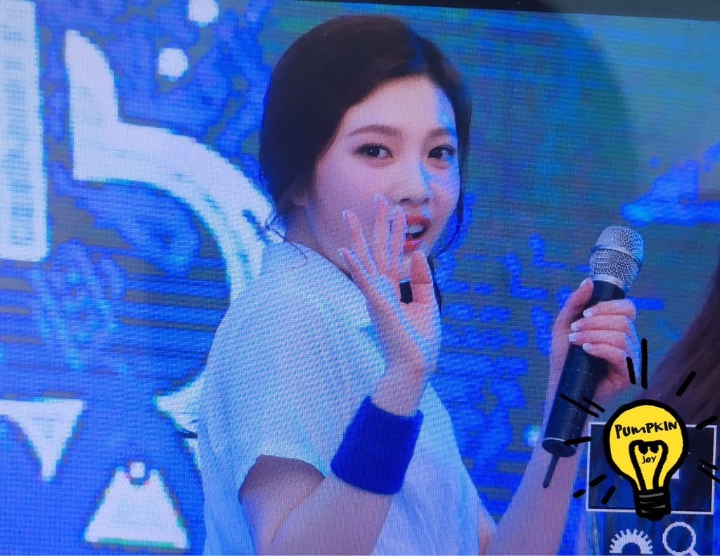 오늘자 미모레전드 갱신한 조이 직캠.swf - 인스티즈(instiz) 인티영상 (종료) 카테고리