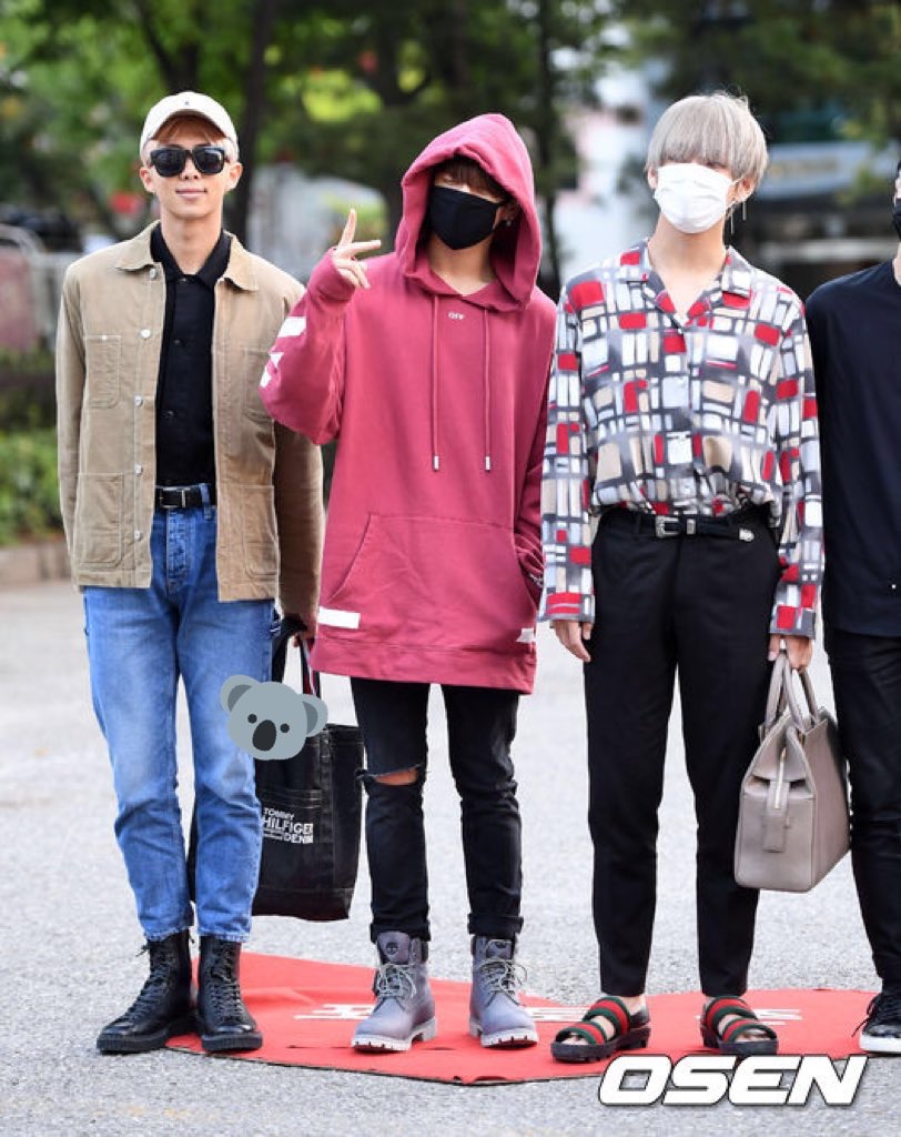 아무리 봐도 1cm차이가 아니야........ - 인스티즈(instiz) 방탄소년단 카테고리