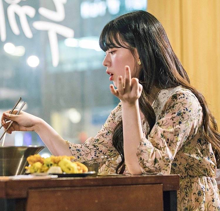 이 분은 어떤 얼굴or 분위기야? - 인스티즈(instiz) 뷰티 카테고리